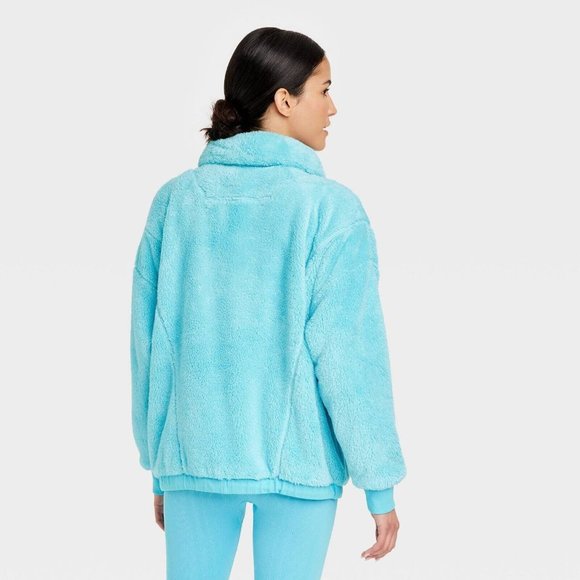 JoyLab | Jackets & Coats | Nwt Joy Lab Relaxed Fit Sweatshirt Faux Fur ...